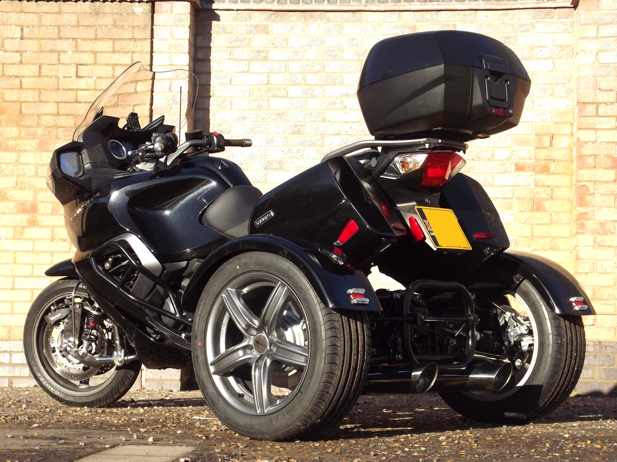 Casarva Triumph Trophy 1220SE Trike with reverse & leading links