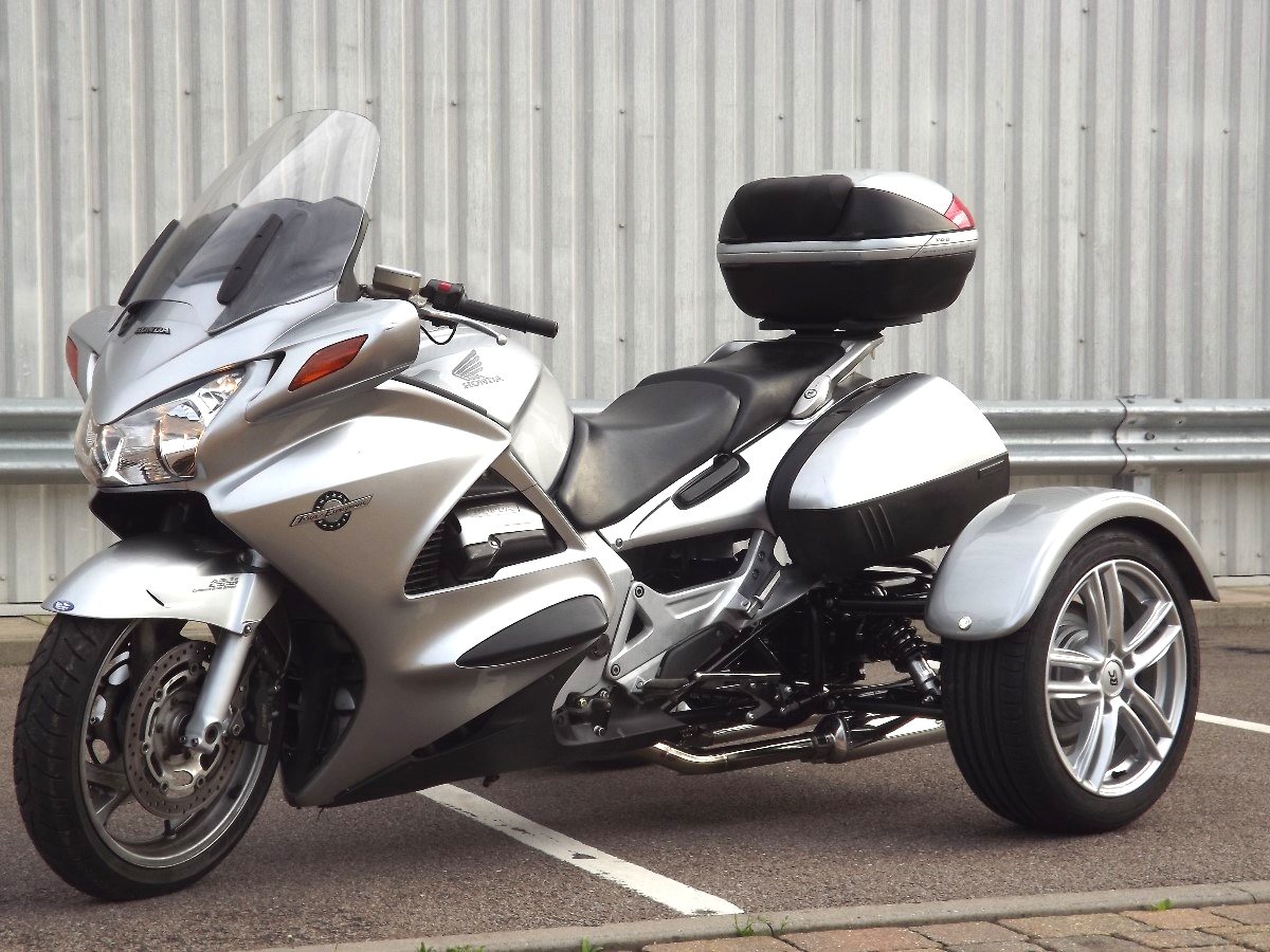 Casarva Honda ST1300 Trike: Features and Benefits